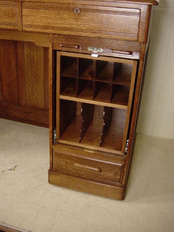 OAK RAILROAD DESK - Doug Schmitt Antiques