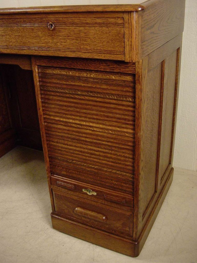 OAK RAILROAD DESK - Doug Schmitt Antiques