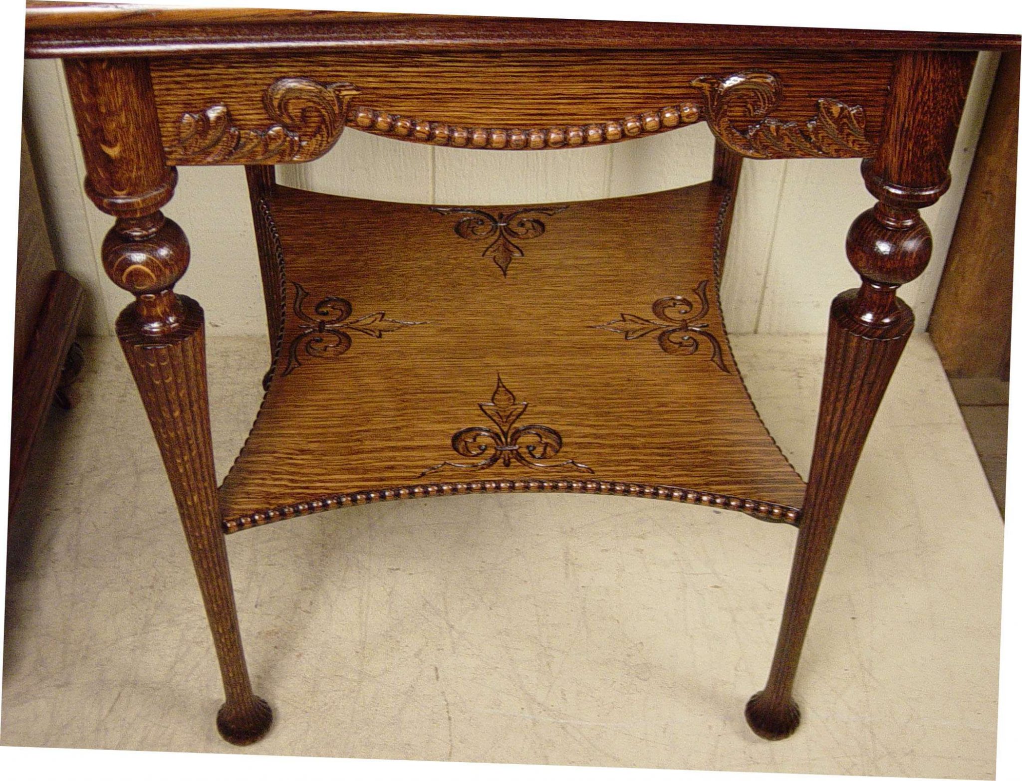 Square Oak Lamp Table - Doug Schmitt Antiques
