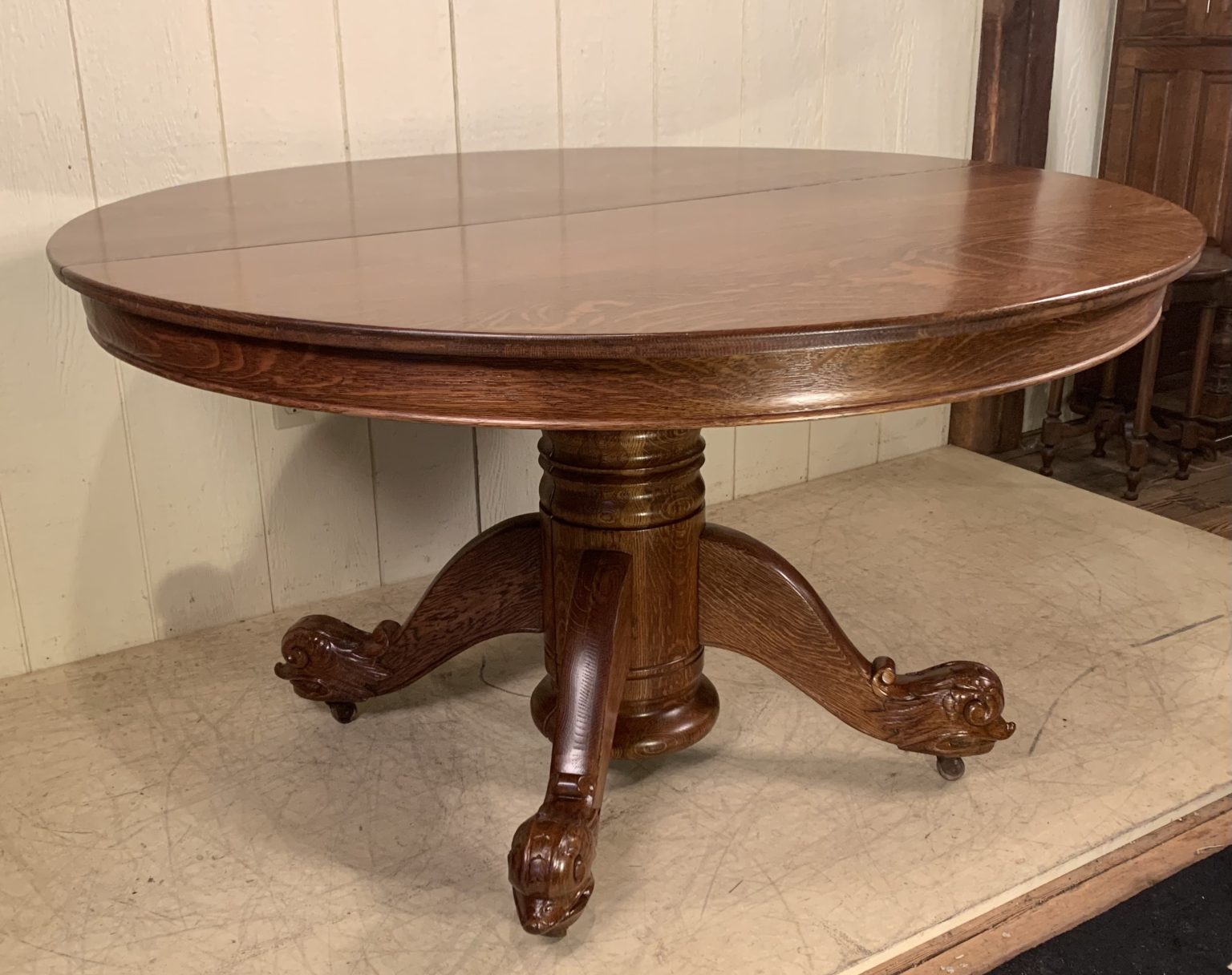 52" Round Oak Dining Table with 4 Leaves & Carved Dolphin feet - Doug ...