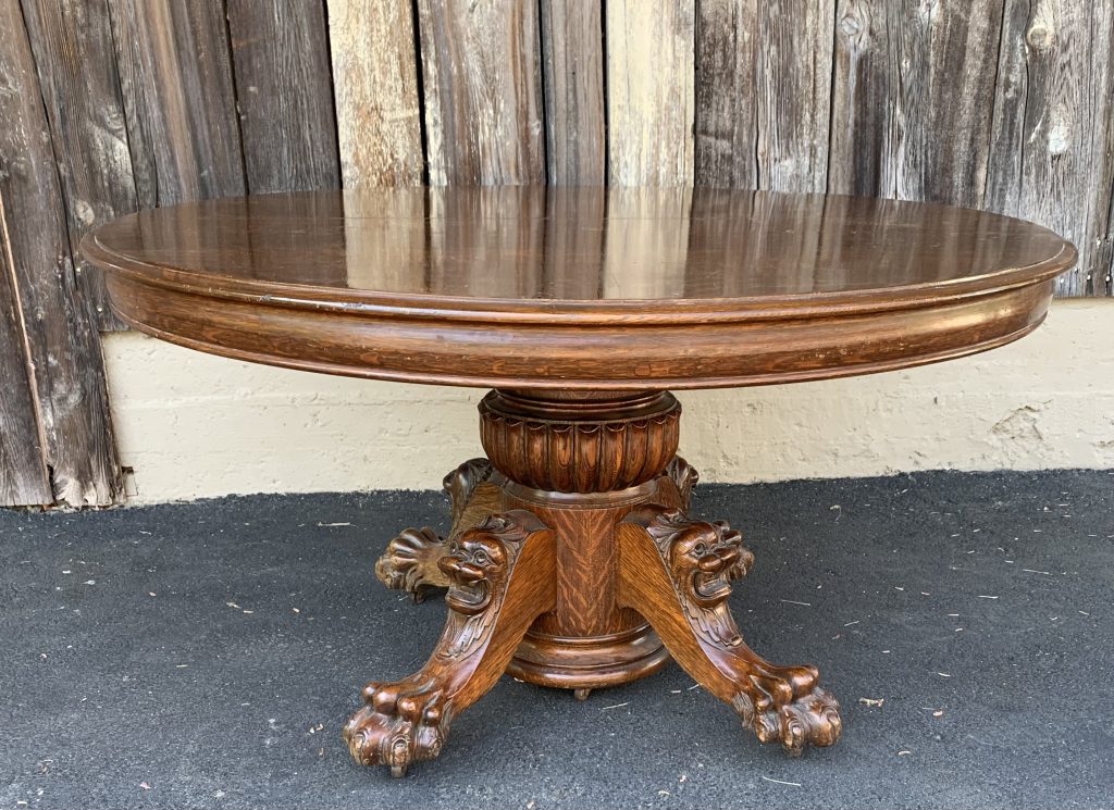 54" Round Oak Hastings Table Co. Dining Table with 5 original leaves ...