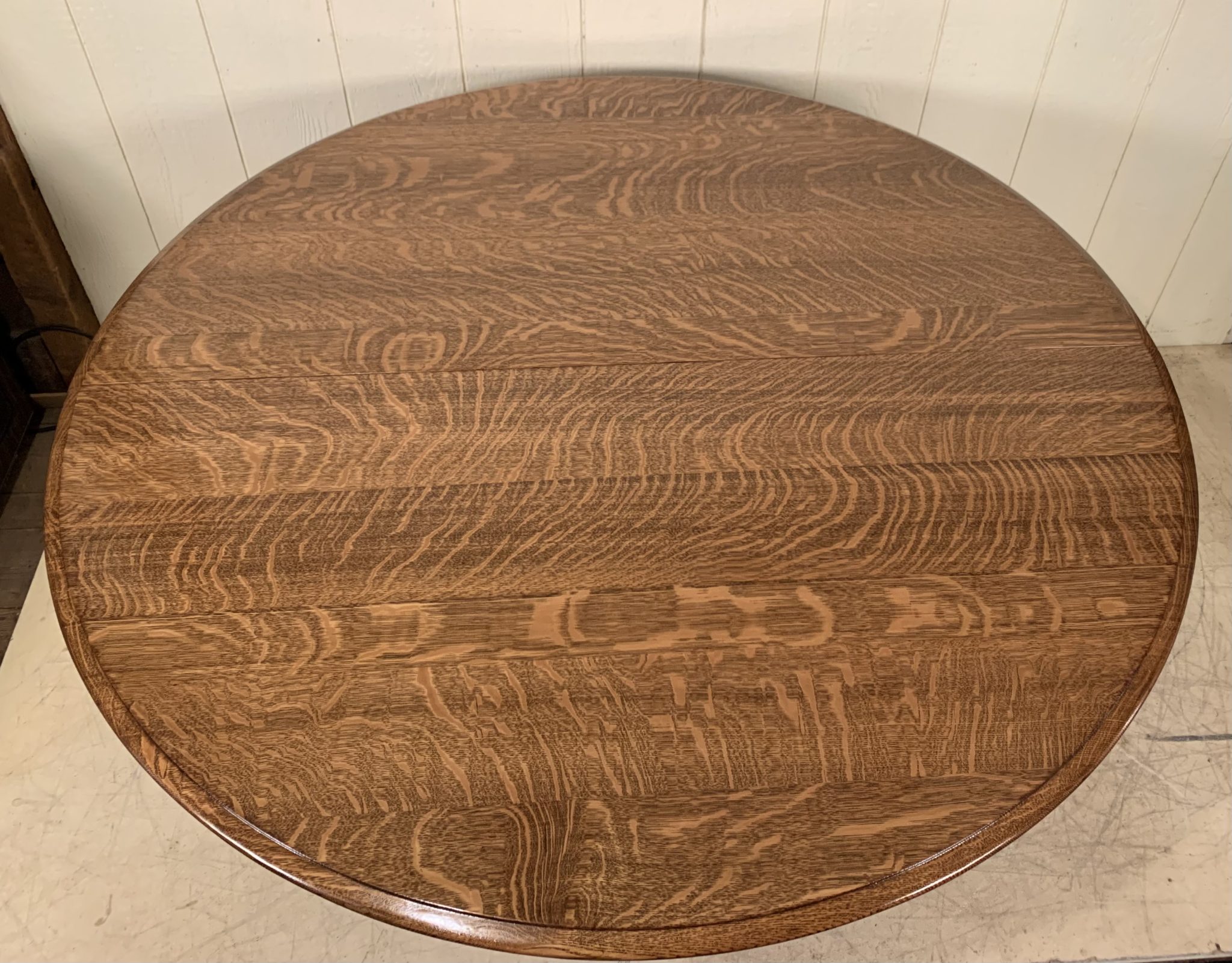 54" Round Oak Hastings Table Co. Lion Head Dining Table with 5 original ...